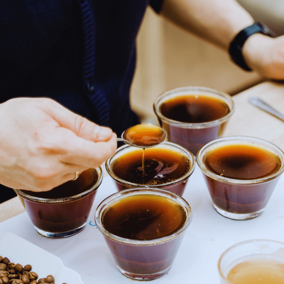 Maneras de reducir el amargo del café - Cafés Guayacán